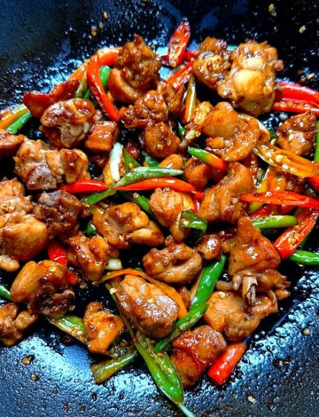 爆炒香辣鸡腿肉怎么做_香辣鸡腿肉腌制技巧-第2张图片-山城妙识 爆炒香辣鸡腿肉怎么做_香辣鸡腿肉腌制技巧-第2张图片-山城妙识