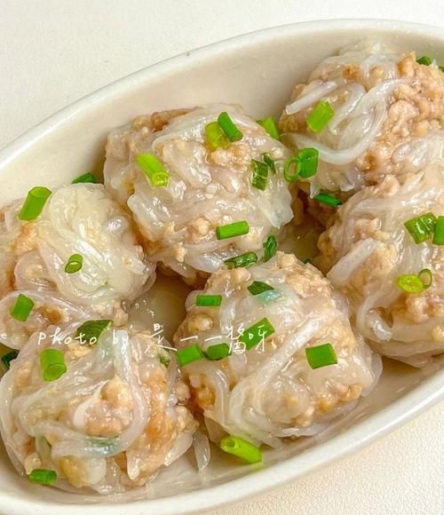 蒸肉丸怎么做好吃又简单_蒸肉丸的家常做法-第1张图片-山城妙识