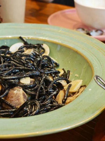 墨鱼面的营养价值_墨鱼面吃了会胖吗-第2张图片-山城妙识 墨鱼面的营养价值_墨鱼面吃了会胖吗-第2张图片-山城妙识