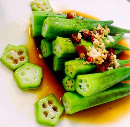 蒜蓉秋葵怎么做_秋葵焯水几分钟才脆嫩-第1张图片-山城妙识 蒜蓉秋葵怎么做_秋葵焯水几分钟才脆嫩-第1张图片-山城妙识