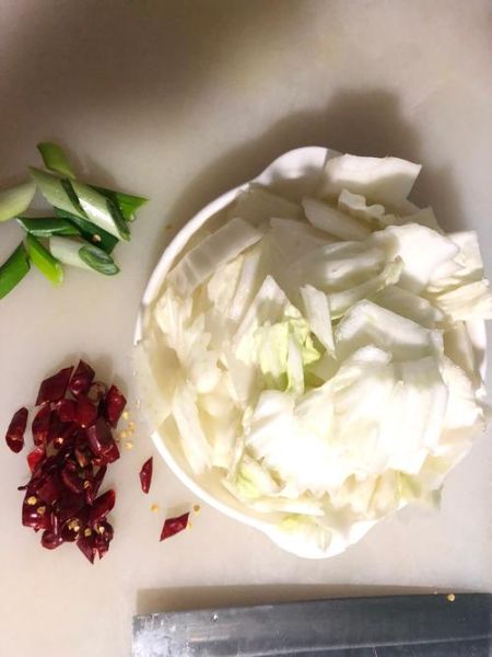 金边白菜为什么吃不到_金边白菜哪里能吃到-第2张图片-山城妙识 金边白菜为什么吃不到_金边白菜哪里能吃到-第2张图片-山城妙识