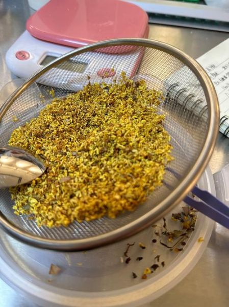 干桂花多少钱一斤_干桂花价格受哪些因素影响-第2张图片-山城妙识 干桂花多少钱一斤_干桂花价格受哪些因素影响-第2张图片-山城妙识