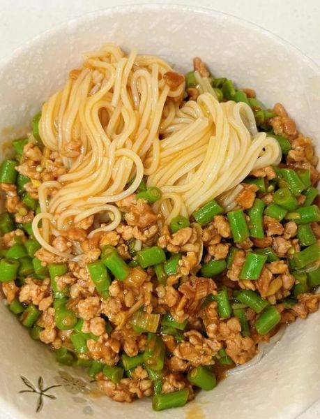 黄豆酱打卤面怎么做_黄豆酱打卤面好吃秘诀-第1张图片-山城妙识 黄豆酱打卤面怎么做_黄豆酱打卤面好吃秘诀-第1张图片-山城妙识