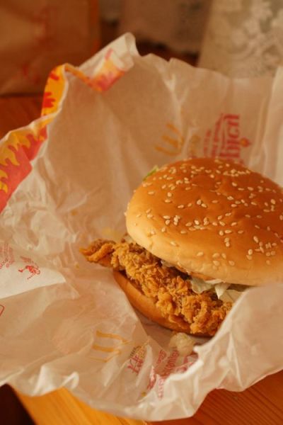 麦辣鸡腿汉堡热量高吗_麦辣鸡腿汉堡多少钱-第1张图片-山城妙识 麦辣鸡腿汉堡热量高吗_麦辣鸡腿汉堡多少钱-第1张图片-山城妙识