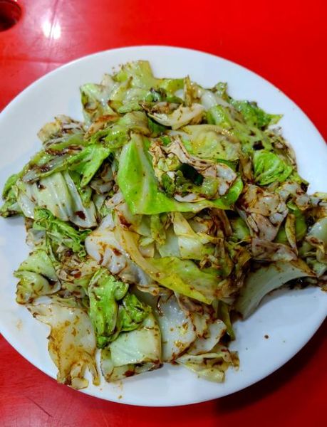 酱爆洋白菜怎么炒才脆_饭店做法窍门-第1张图片-山城妙识