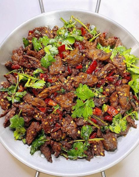 孜然牛肉怎么做_孜然牛肉做法视频-第1张图片-山城妙识