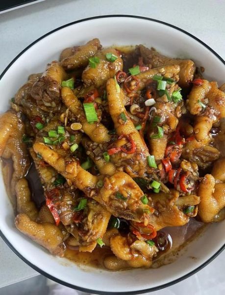 红烧鸡爪怎么做_红烧鸡爪怎么做好吃又入味-第3张图片-山城妙识