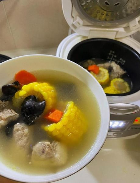 玉米煮多久会熟电饭锅_电饭锅煮玉米要放水吗-第1张图片-山城妙识