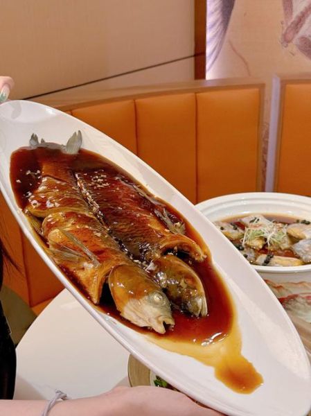 西湖醋鱼正宗做法_西湖醋鱼图片高清-第1张图片-山城妙识