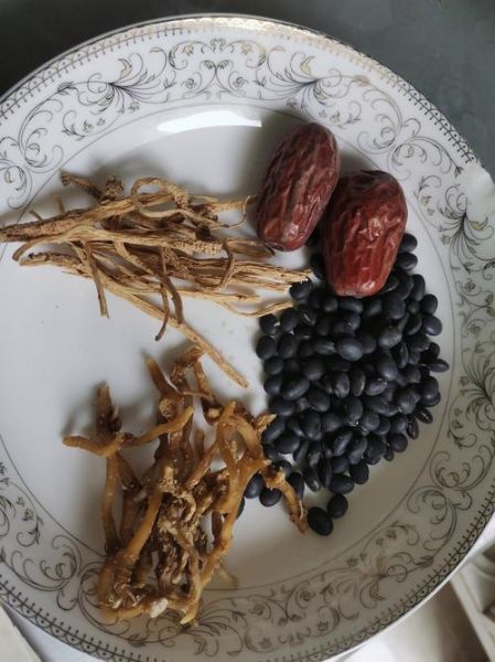 生鱼汤怎么做_生鱼汤的家常做法-第3张图片-山城妙识