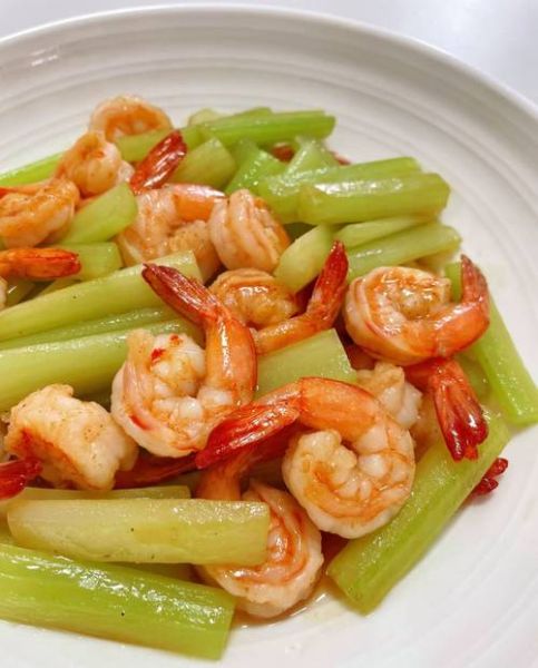 芹菜炒虾仁有害吗_孕妇能吃吗-第1张图片-山城妙识 芹菜炒虾仁有害吗_孕妇能吃吗-第1张图片-山城妙识