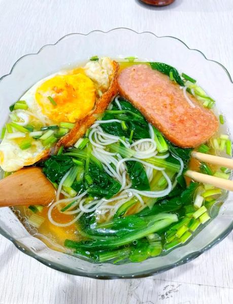 清汤面条怎么做好吃又简单_清汤面条的汤底怎么调-第1张图片-山城妙识 清汤面条怎么做好吃又简单_清汤面条的汤底怎么调-第1张图片-山城妙识