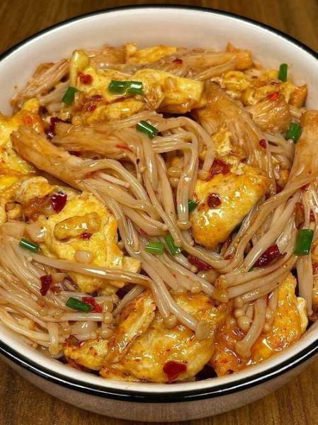 金针菇可以直接炒吗_金针菇炒前要不要焯水-第2张图片-山城妙识 金针菇可以直接炒吗_金针菇炒前要不要焯水-第2张图片-山城妙识