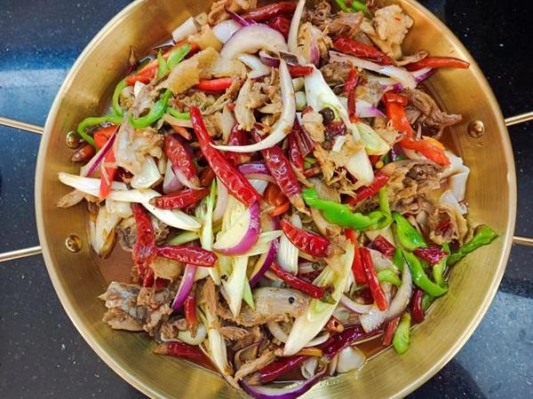 炒麻油鸡怎么做_炒麻油鸡的家常做法-第3张图片-山城妙识 炒麻油鸡怎么做_炒麻油鸡的家常做法-第3张图片-山城妙识