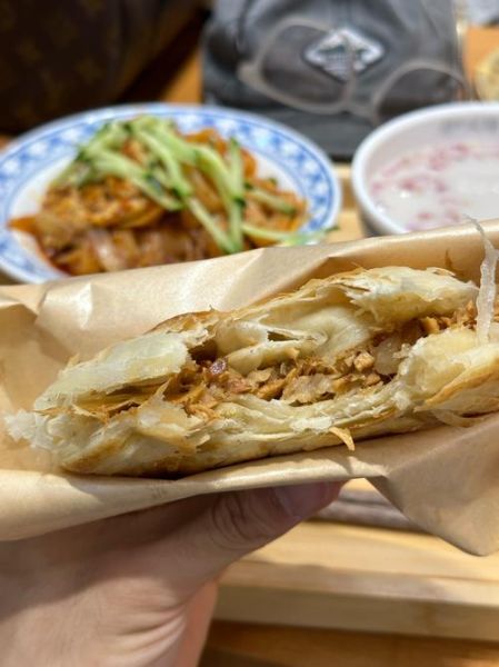 擀面皮怎么做_擀面皮的做法步骤详解-第2张图片-山城妙识