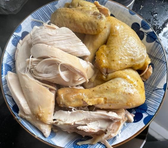 电饭锅焗鸡要放水吗_不放水会不会糊锅-第1张图片-山城妙识 电饭锅焗鸡要放水吗_不放水会不会糊锅-第1张图片-山城妙识