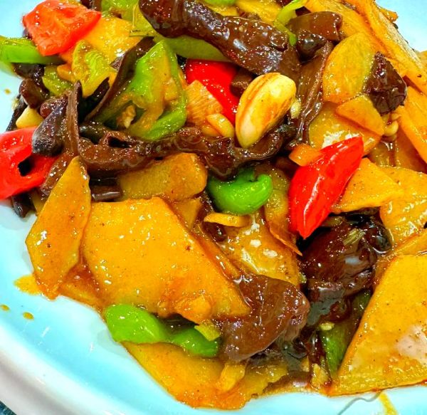 红蘑土豆片怎么炒才脆_红蘑土豆片的做法窍门-第1张图片-山城妙识