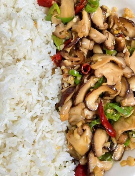 素炒香菇怎么做_素炒香菇用焯水吗-第2张图片-山城妙识