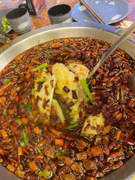 红烧耗儿鱼怎么做_耗儿鱼川菜做法详解-第2张图片-山城妙识