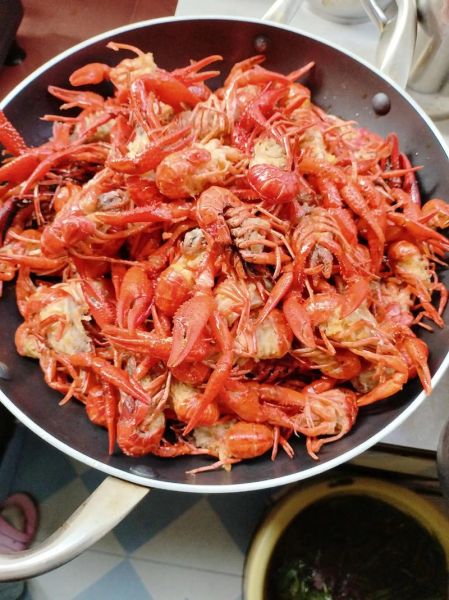 大龙虾吃什么食物_大龙虾多久喂一次-第3张图片-山城妙识 大龙虾吃什么食物_大龙虾多久喂一次-第3张图片-山城妙识