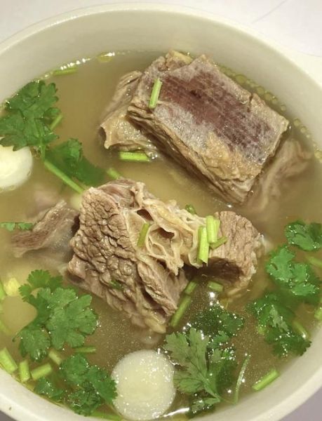 炖牛排怎么做才嫩_家常炖牛排的做法大全-第1张图片-山城妙识 炖牛排怎么做才嫩_家常炖牛排的做法大全-第1张图片-山城妙识