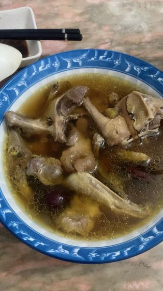 白鸽鹿茸炖汤怎么做_鹿茸炖白鸽汤的功效与禁忌-第3张图片-山城妙识