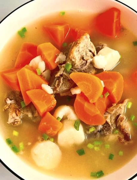 淮山红萝卜排骨汤的做法_淮山红萝卜排骨汤怎么炖好喝-第1张图片-山城妙识