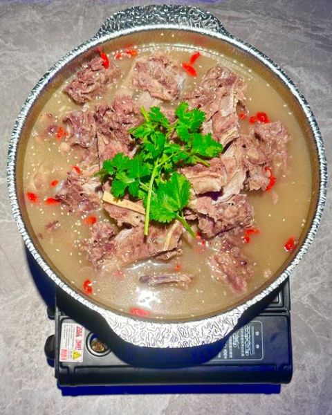 羊蝎子汤怎么炖最香_羊蝎子汤需要焯水吗-第2张图片-山城妙识