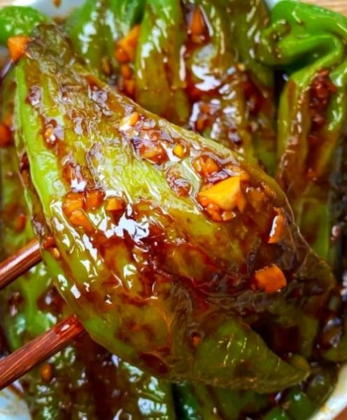 虎皮辣椒图片大全大图_怎么拍出诱人色泽-第2张图片-山城妙识