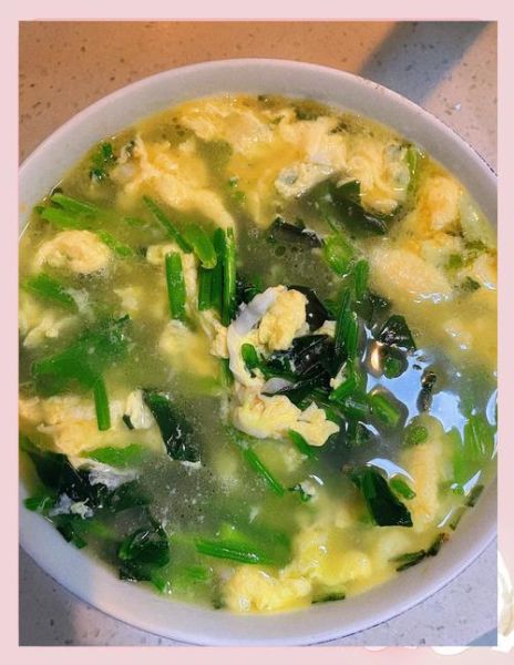 菠菜鸡蛋汤怎么做_菠菜鸡蛋汤正宗做法-第1张图片-山城妙识