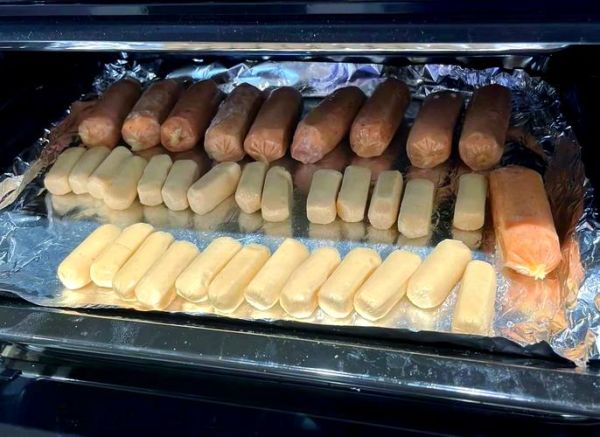 家用烤箱烤香肠怎么烤_烤箱烤香肠温度时间-第1张图片-山城妙识