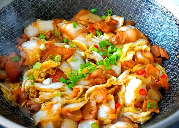 白菜炒肉放什么调料_白菜炒肉怎么调味-第3张图片-山城妙识