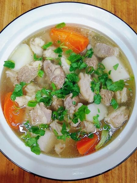 羊肉炖山药胡萝卜的做法_怎么炖才不膻-第1张图片-山城妙识