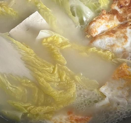 清炖鲫鱼汤怎么炖好喝_清炖鲫鱼汤的家常做法-第3张图片-山城妙识