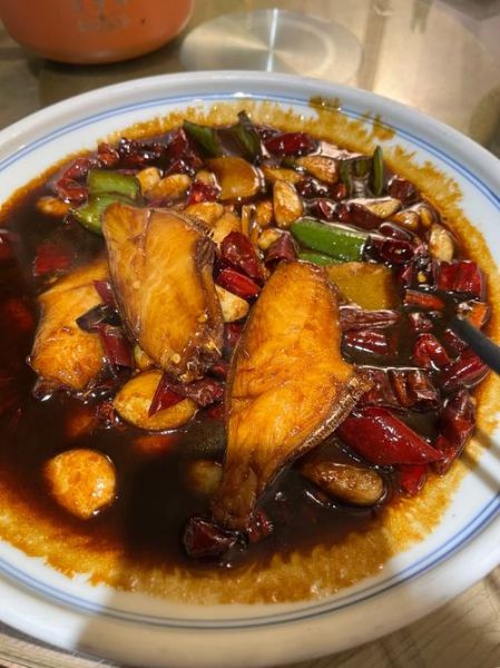 扒皮狼鱼怎么做好吃_家常做法大全-第1张图片-山城妙识