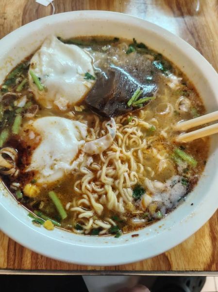 煮泡面先放鸡蛋还是面_鸡蛋什么时候下锅最好-第1张图片-山城妙识