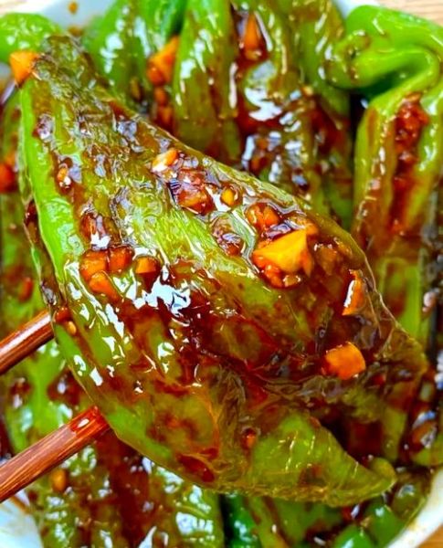 虎皮尖椒怎么腌制_虎皮尖椒腌制多久能入味-第3张图片-山城妙识