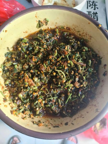 腌制香椿芽的做法_香椿芽怎么保存一年-第3张图片-山城妙识