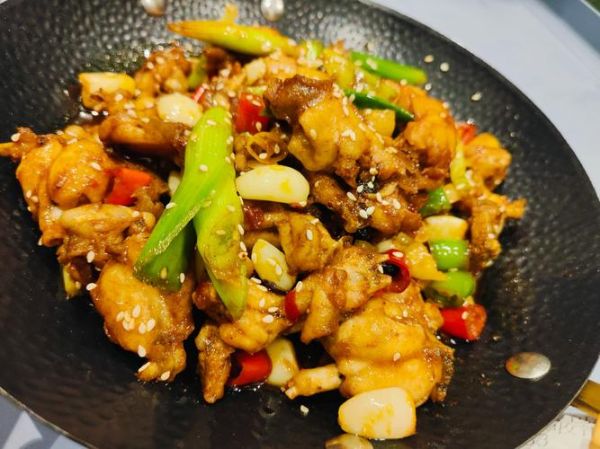 干锅牛蛙配菜有哪些_经典搭配推荐-第3张图片-山城妙识