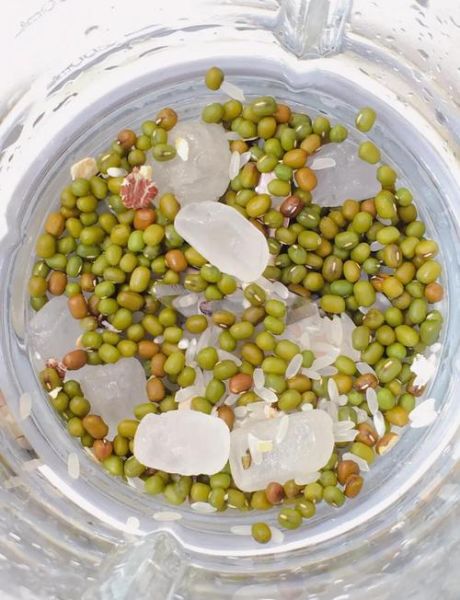 大米绿豆粥的做法窍门_怎样煮出绵密不糊锅-第1张图片-山城妙识