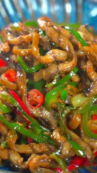 爆炒黄鳝丝怎么炒才嫩_爆炒黄鳝丝做法大全视频-第2张图片-山城妙识