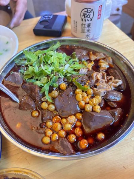 蹄膀汤的做法_蹄膀汤的营养价值-第2张图片-山城妙识 蹄膀汤的做法_蹄膀汤的营养价值-第2张图片-山城妙识