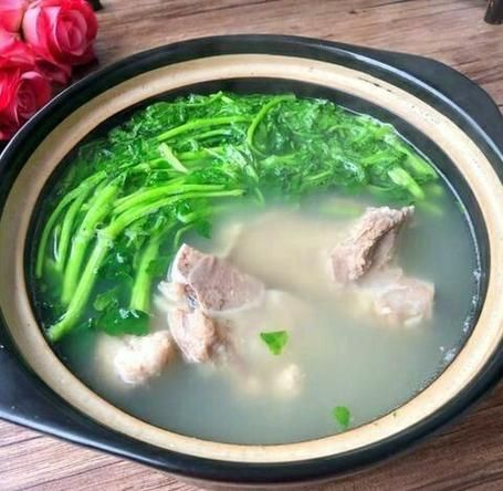 西洋菜猪骨汤的功效_孕妇可以喝吗-第1张图片-山城妙识