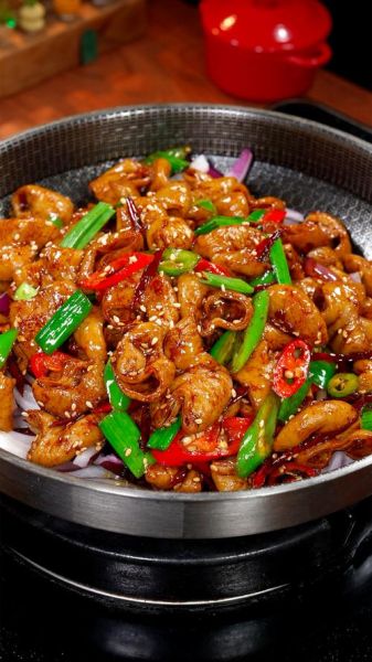 干锅肥肠怎么做_干锅肥肠怎么做好吃-第3张图片-山城妙识