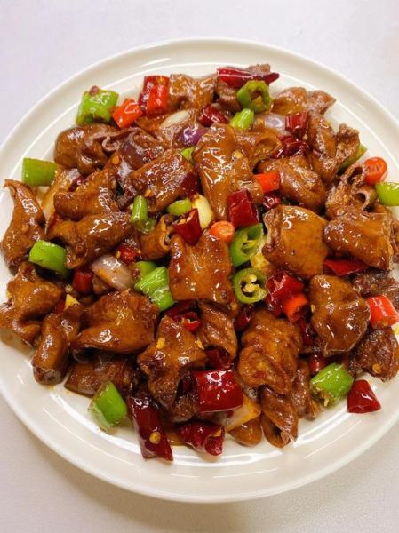 家常辣子鸡怎样炒才好吃_辣子鸡先焯水还是直接炒-第2张图片-山城妙识 家常辣子鸡怎样炒才好吃_辣子鸡先焯水还是直接炒-第2张图片-山城妙识