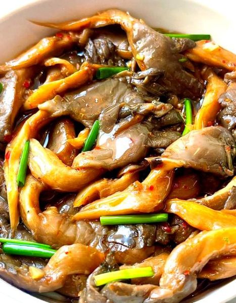 平菇怎么炒好吃_素炒平菇的家常做法-第1张图片-山城妙识