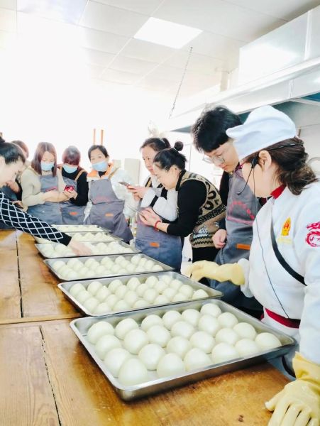 学面点去哪里学比较好_学面点需要多长时间-第2张图片-山城妙识