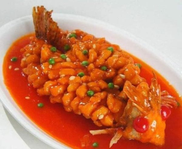 松鼠桂鱼怎么切花刀_松鼠桂鱼花刀切法图解-第3张图片-山城妙识 松鼠桂鱼怎么切花刀_松鼠桂鱼花刀切法图解-第3张图片-山城妙识