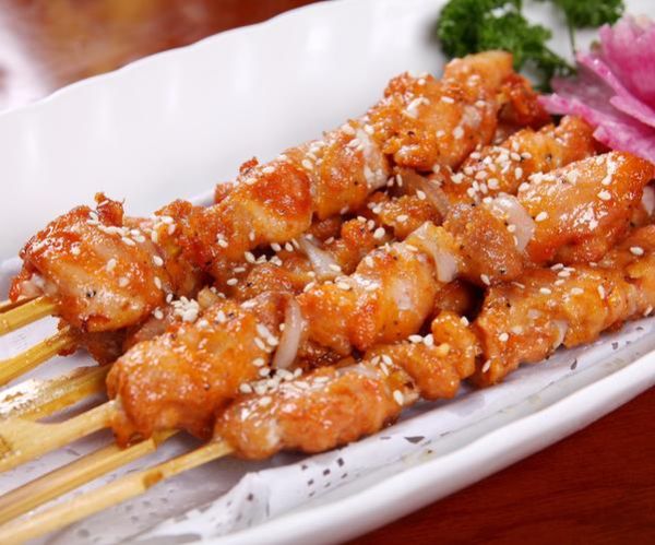 烤骨肉相连要刷油吗_骨肉相连怎么烤不柴-第3张图片-山城妙识