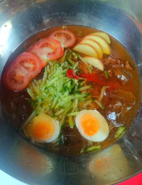 正宗朝鲜冷面汤汁怎么做_家庭版详细步骤-第2张图片-山城妙识